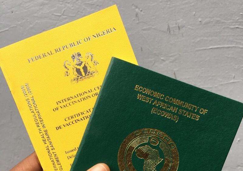 Yellow Card: What You need to know about Yellow Fever Vaccine before ...